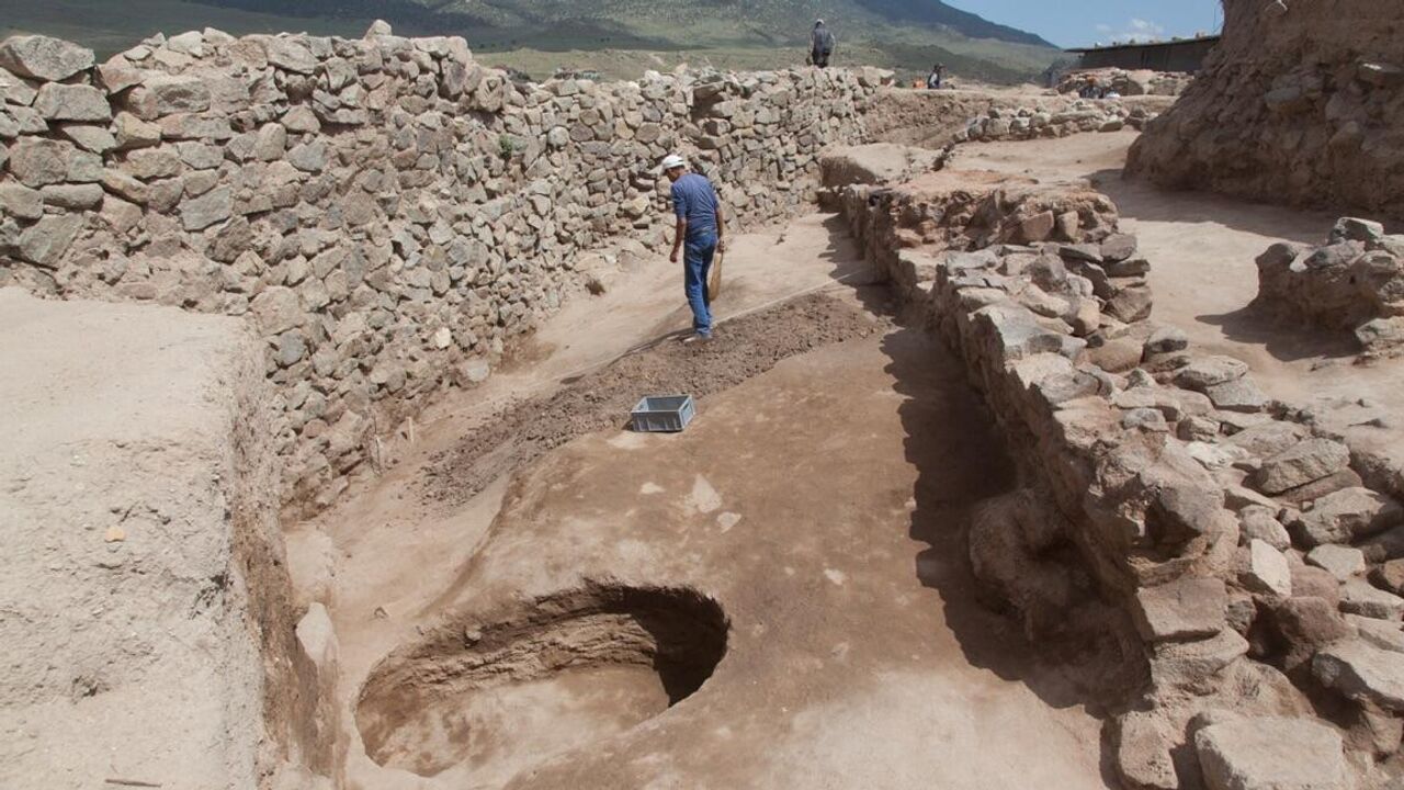 日本アナトリア考古学研究所の調査団、ヒッタイト人やアレキサンダー大王の時代を「経験」した要塞を発見 - 2023年7月1日, Sputnik 日本